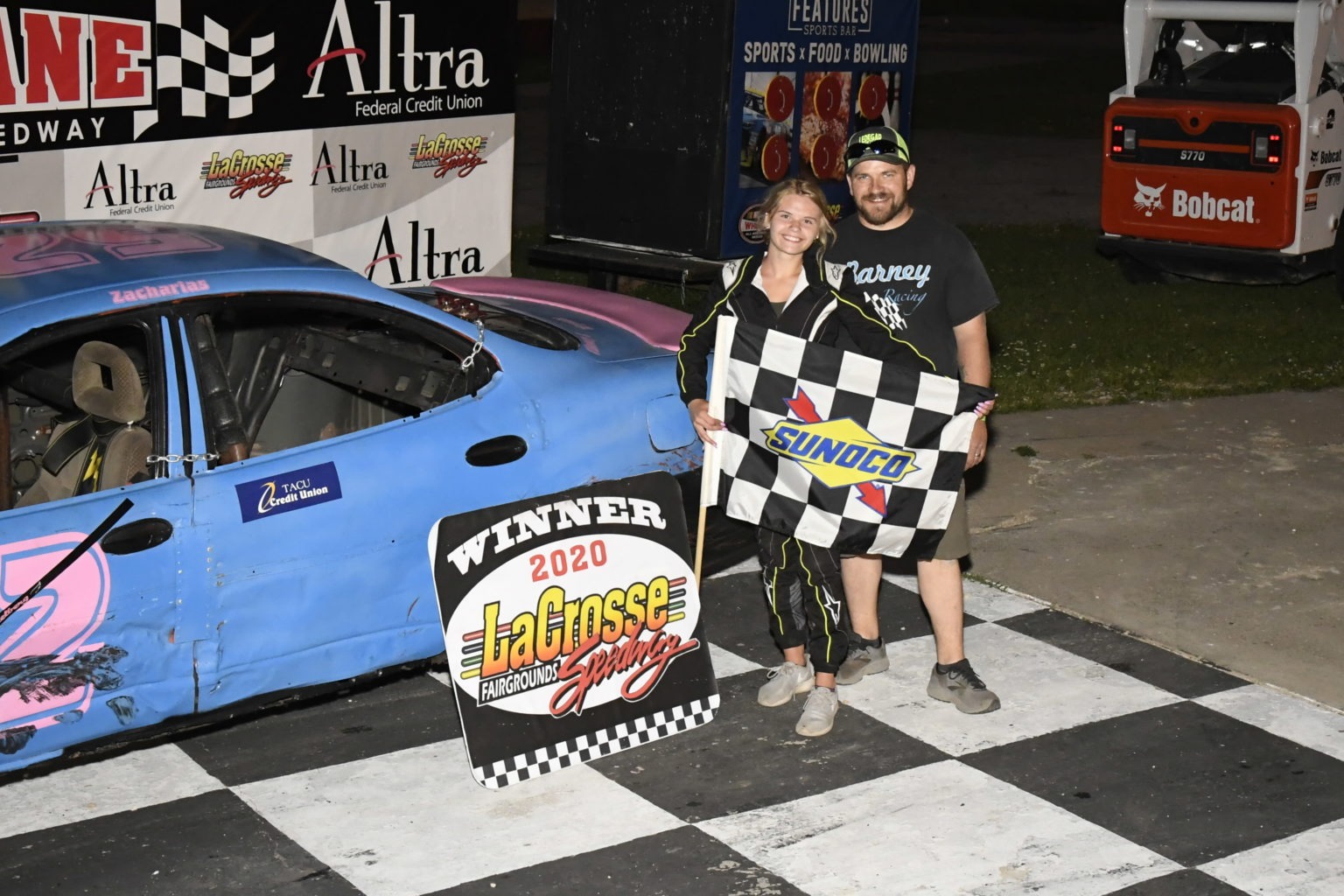 MURGIC BESTS CARLSON FOR THE WIN AT LA CROSSE - La Crosse Speedway