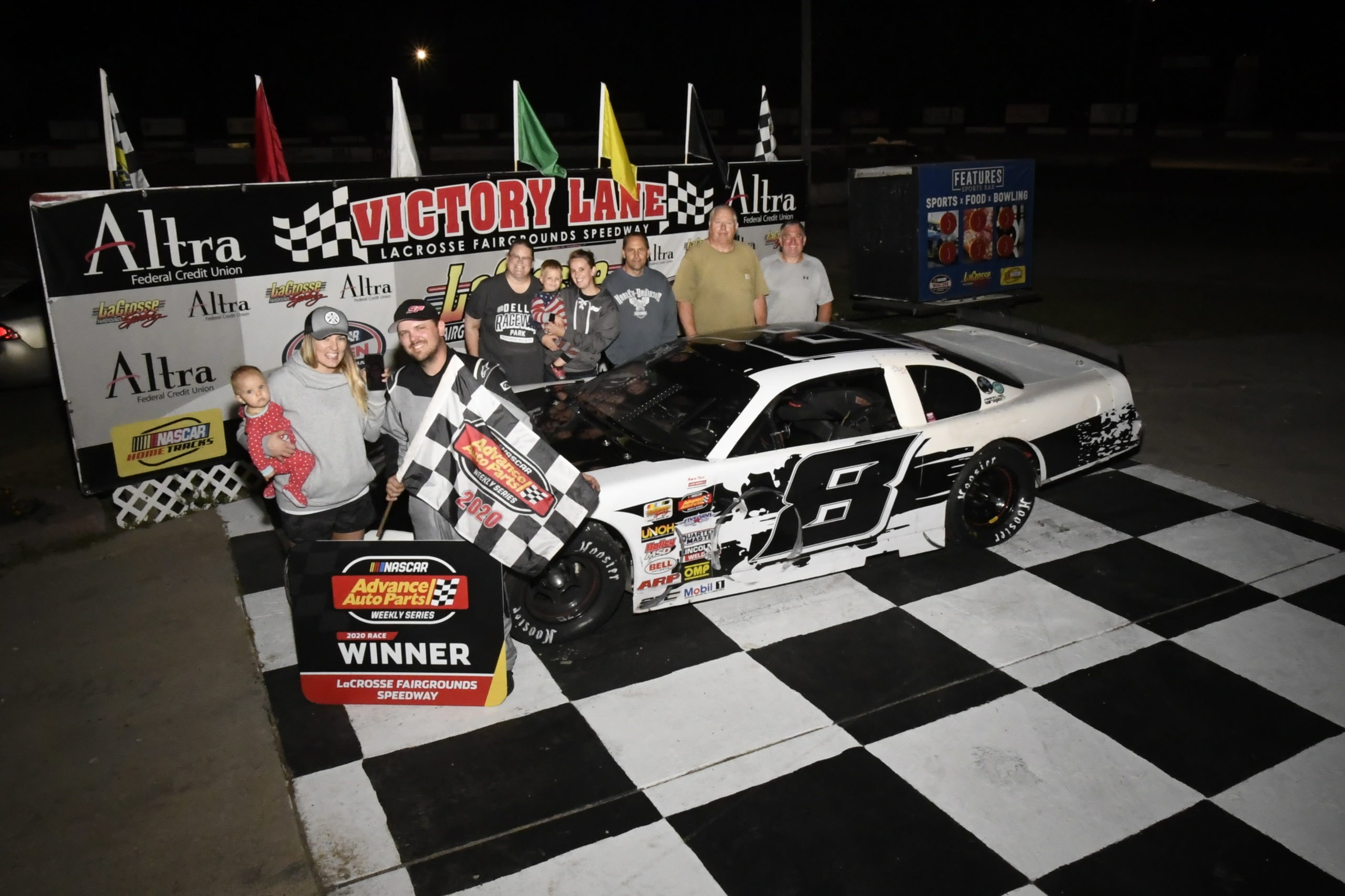 KIRCHNER AND MOHN BEST A STELLAR FIELD AT LA CROSSE - La Crosse Speedway
